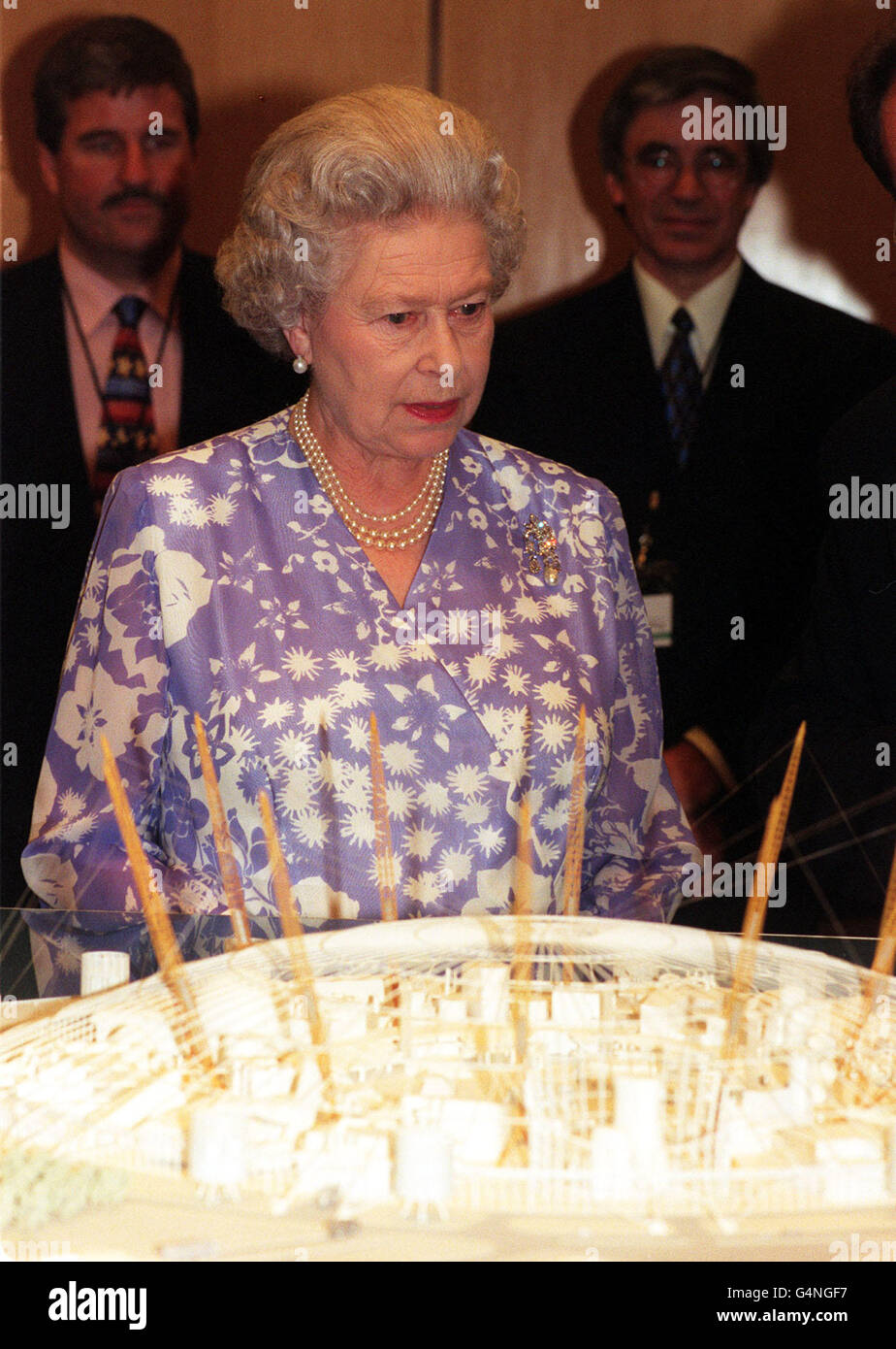 Queen millennium dome hi-res stock photography and images - Alamy