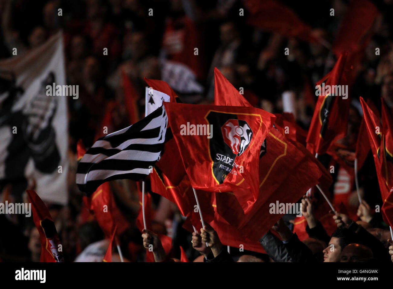 Stade rennes fans in the stands hi-res stock photography and images - Alamy