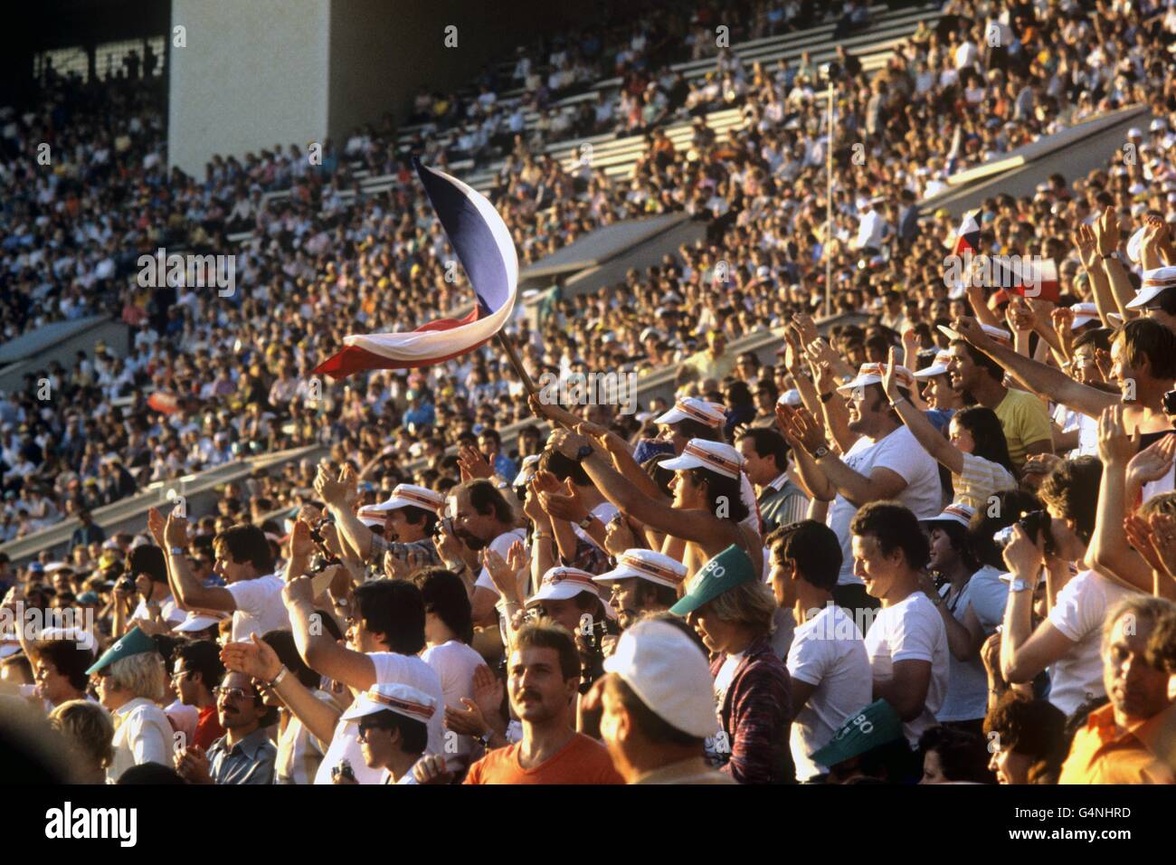 Olympic Games - Moscow 1980. General view of the crowd watching the ...