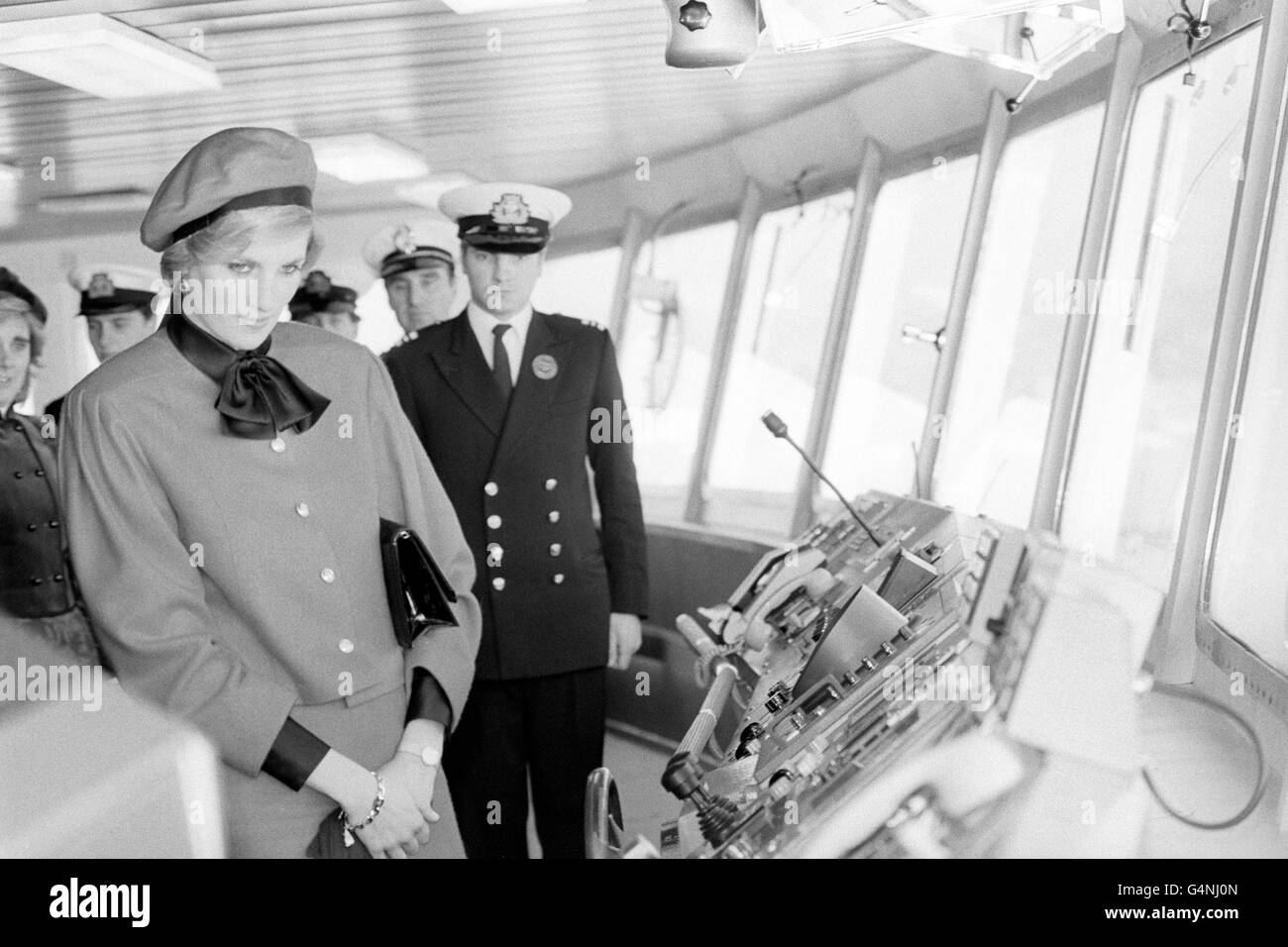 Princess diana bridge Black and White Stock Photos & Images - Alamy