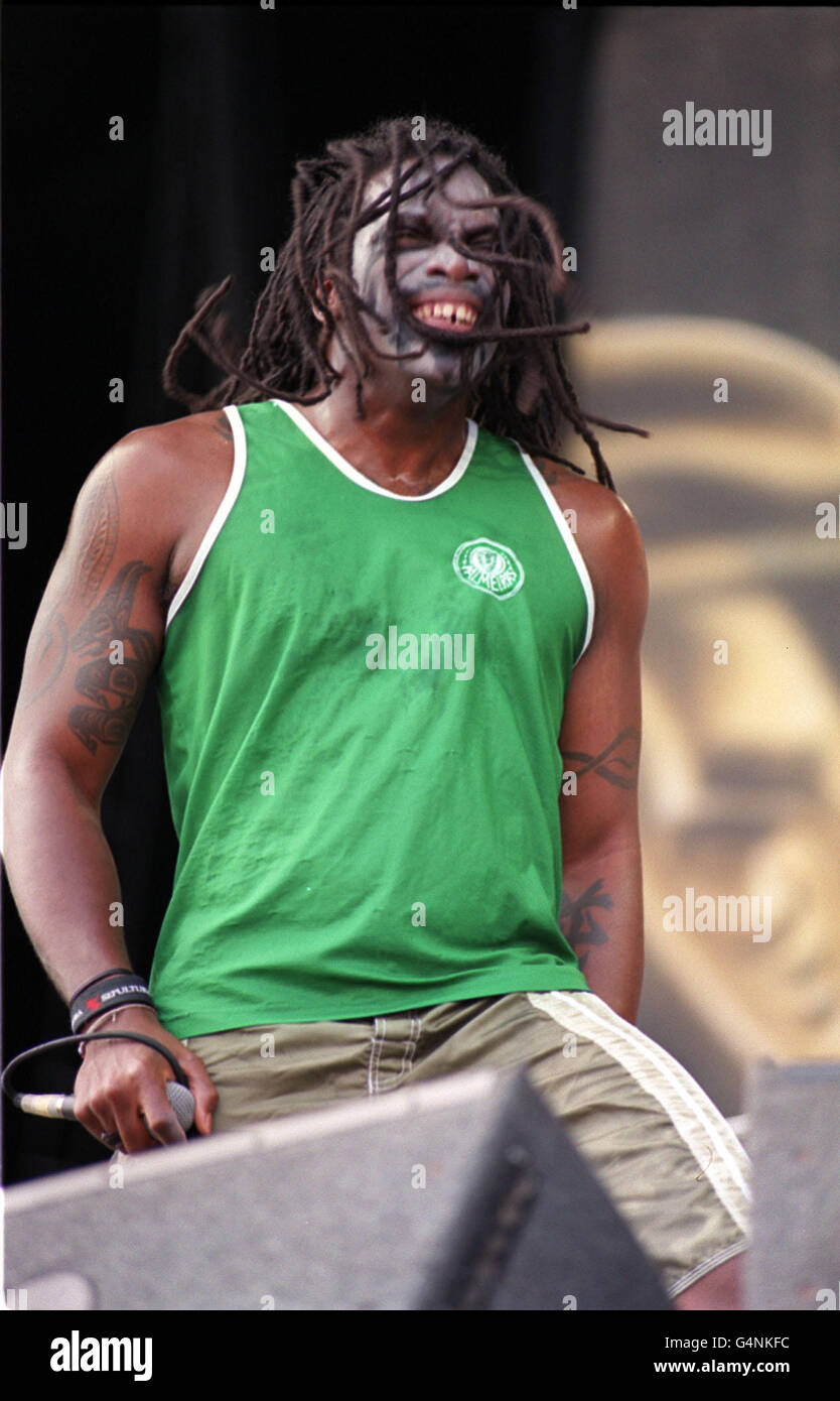 Derrick Green, singer with the metal band Sepultura, performing at the ...