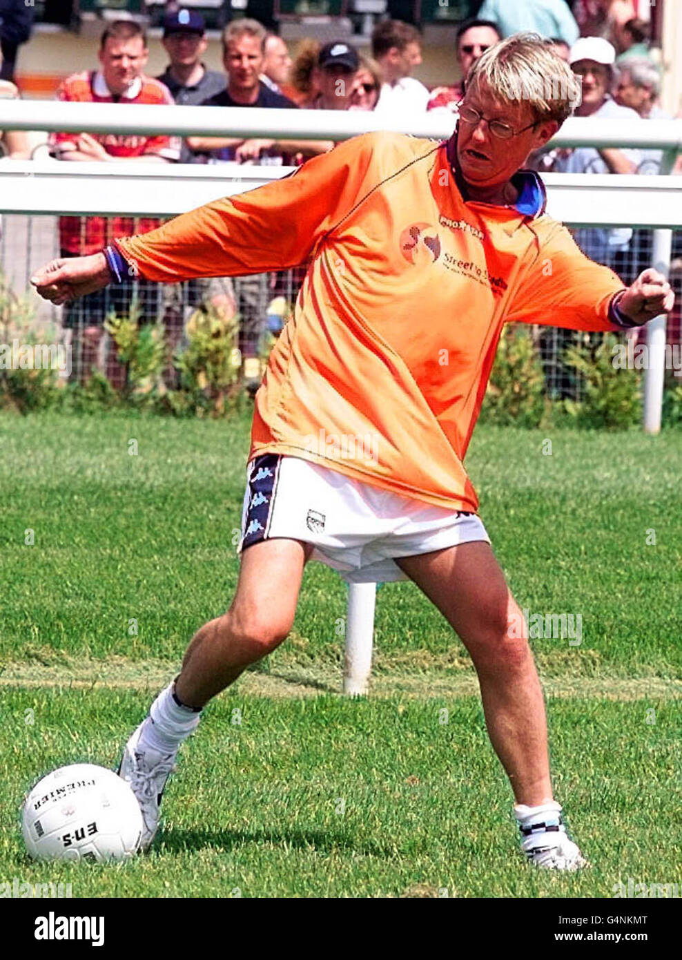 Curly watts coronation hi-res stock photography and images - Alamy