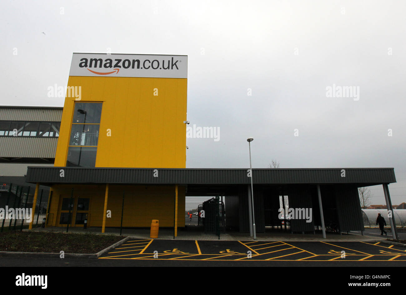 Dunfermline amazon hi-res stock photography and images - Alamy