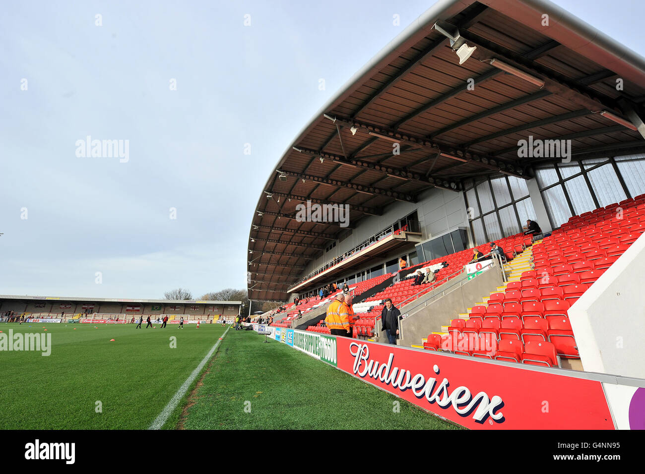 Views inside highbury stadium hi-res stock photography and images - Alamy