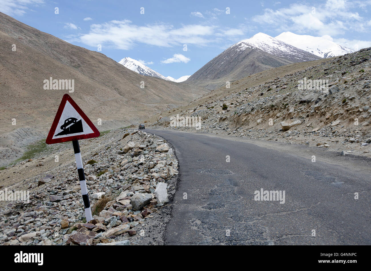 Steep grade road sign hi-res stock photography and images - Alamy