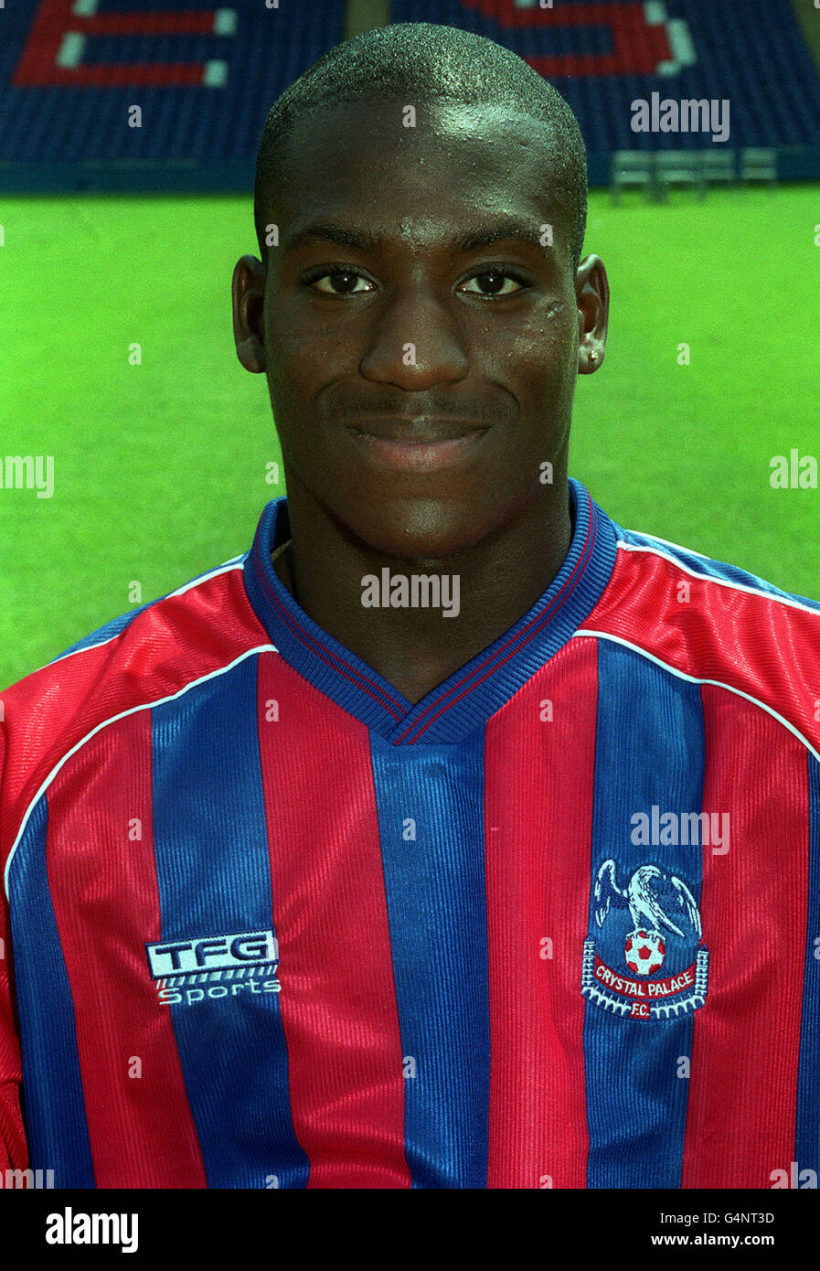 Richard harris portrait hi-res stock photography and images - Alamy