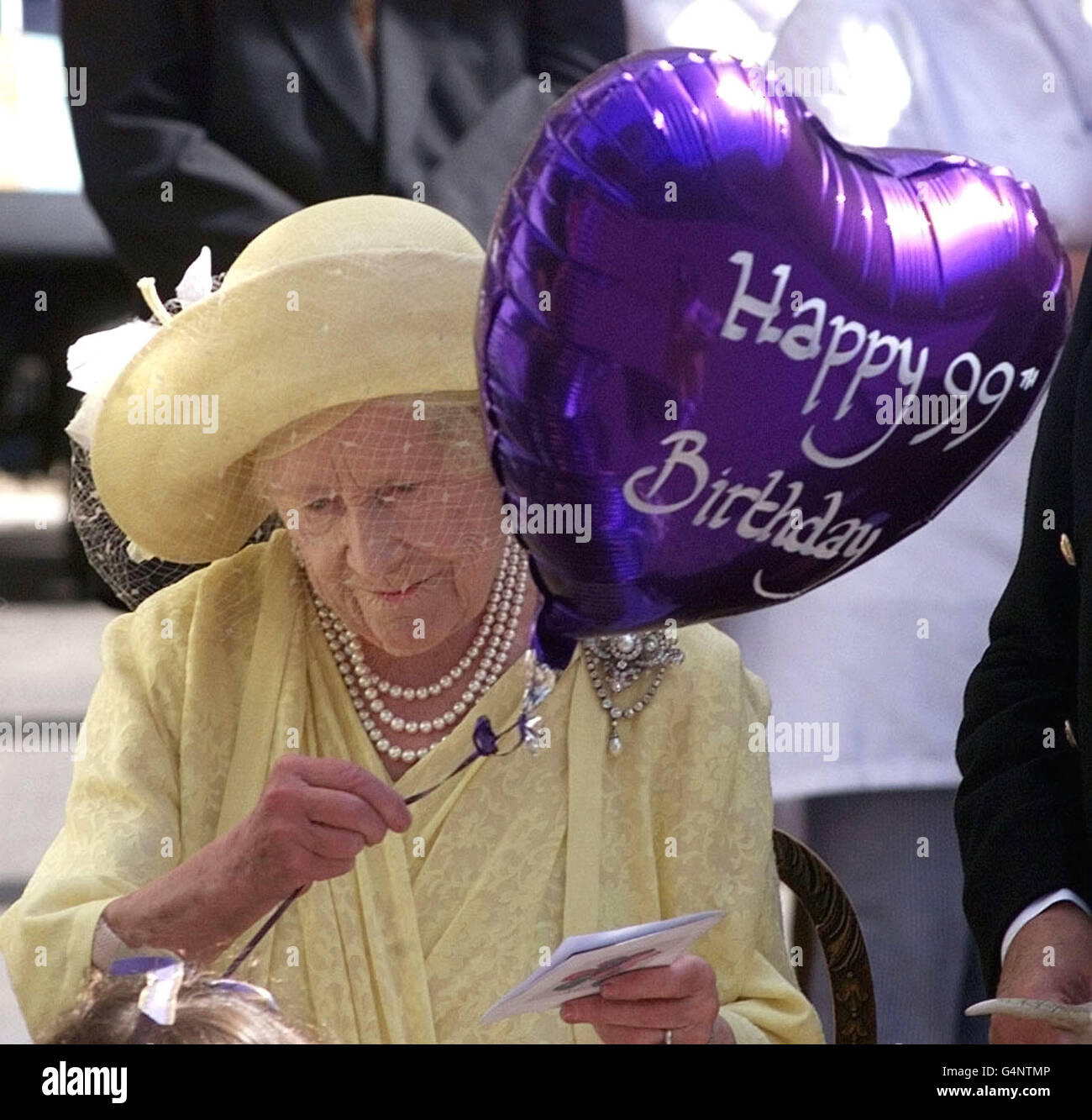The Queen Mother Clarence House High Resolution Stock Photography and ...