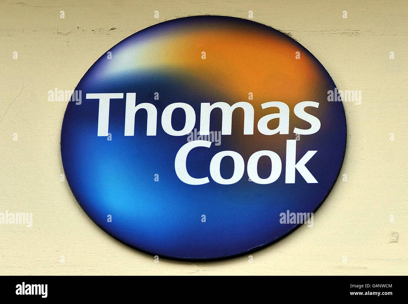 Thomas cook shop london hi-res stock photography and images - Alamy