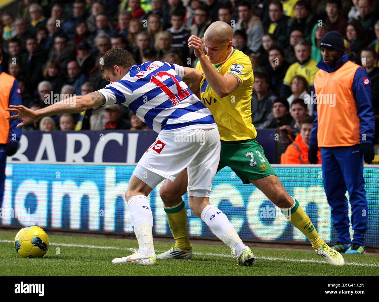 Full length sportfive hi-res stock photography and images - Alamy