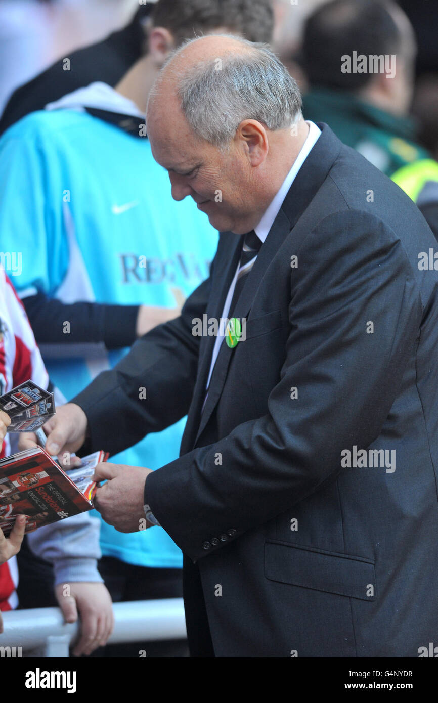 Soccer - Barclays Premier League - Sunderland v Fulham - Stadium of ...