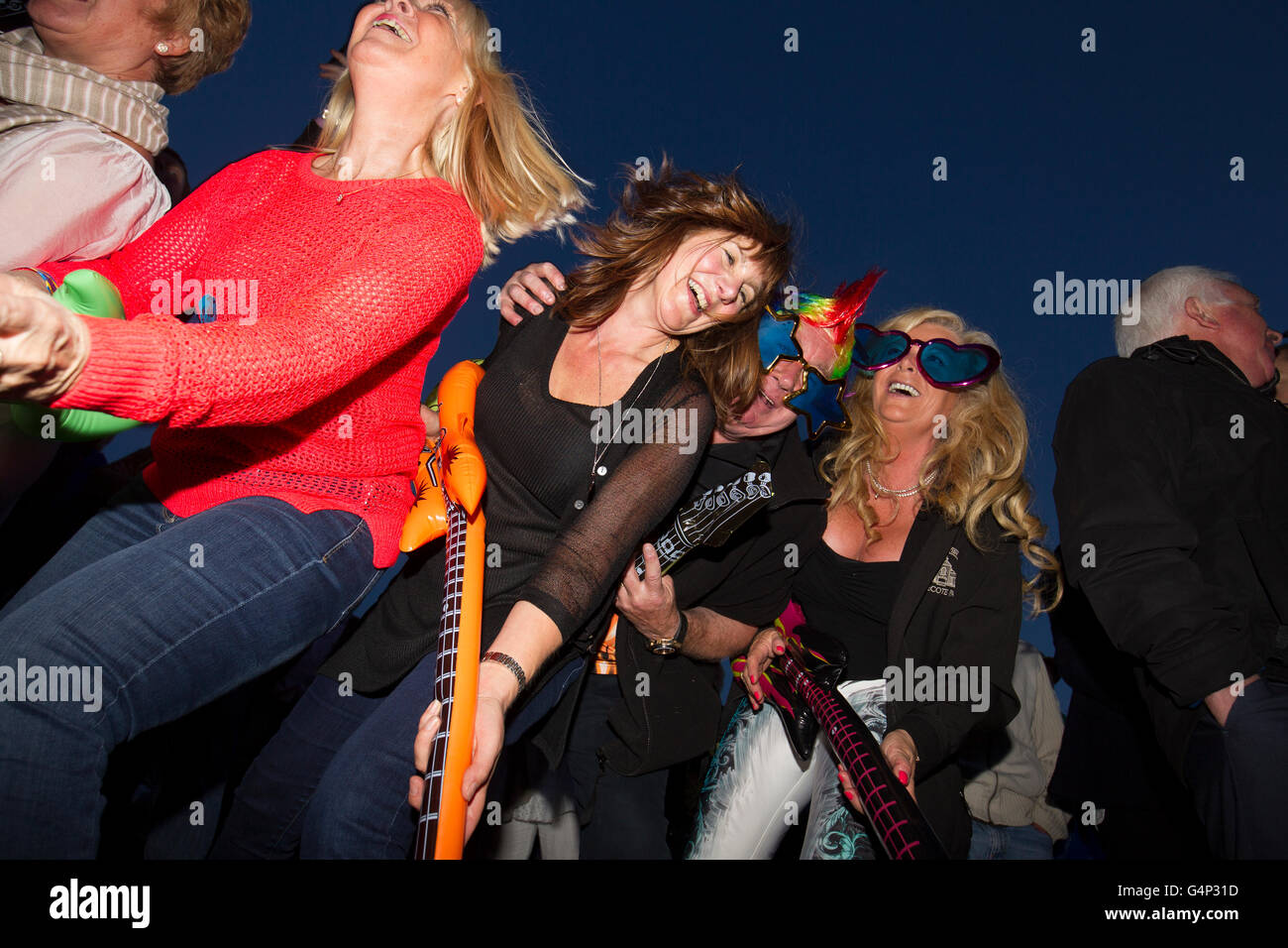 Windermere, Cumbria, UK. 18th June, 2016.Charity gig the Glebe on the ...
