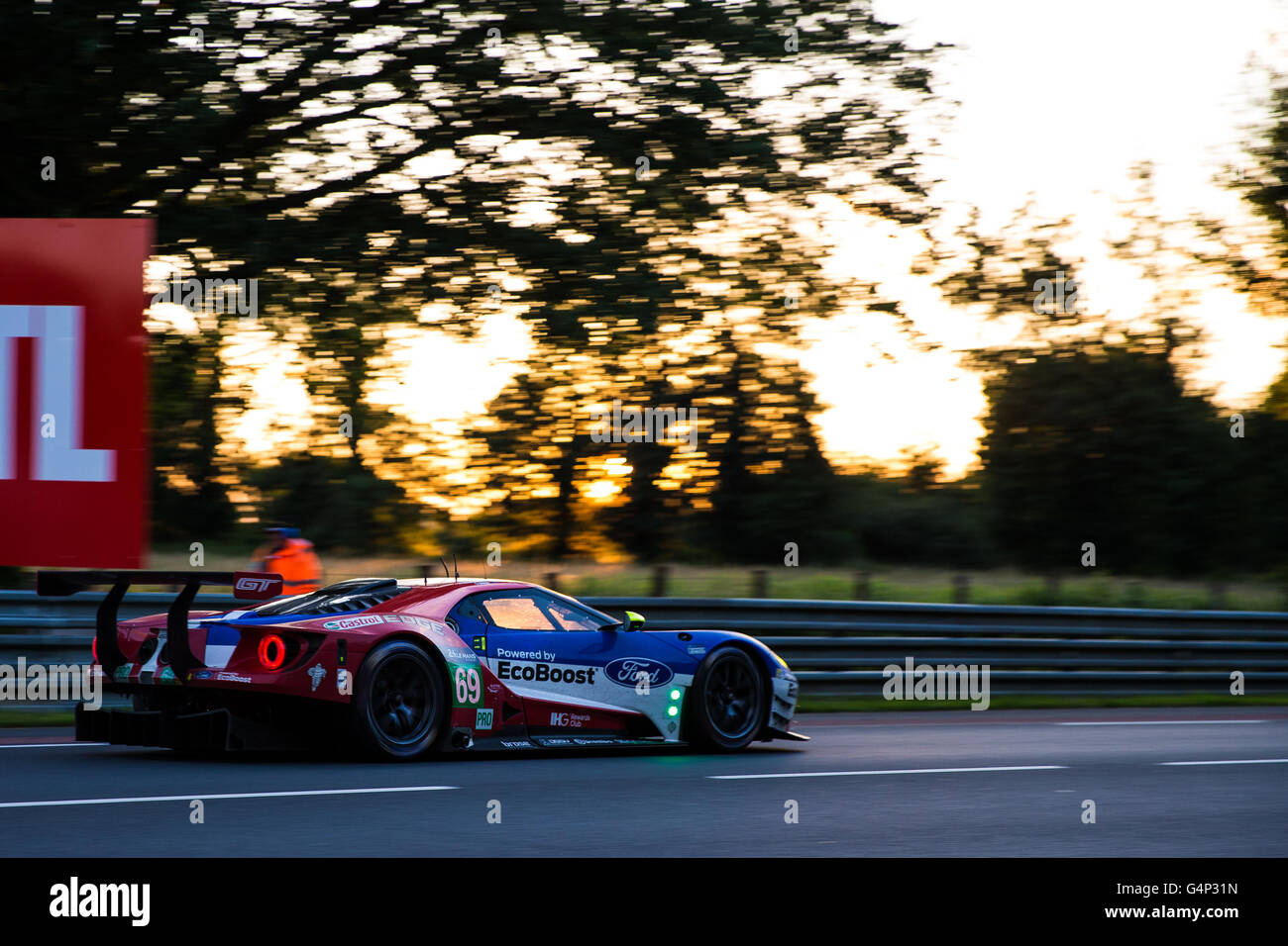 24 hours at le mans sunset hi-res stock photography and images - Alamy