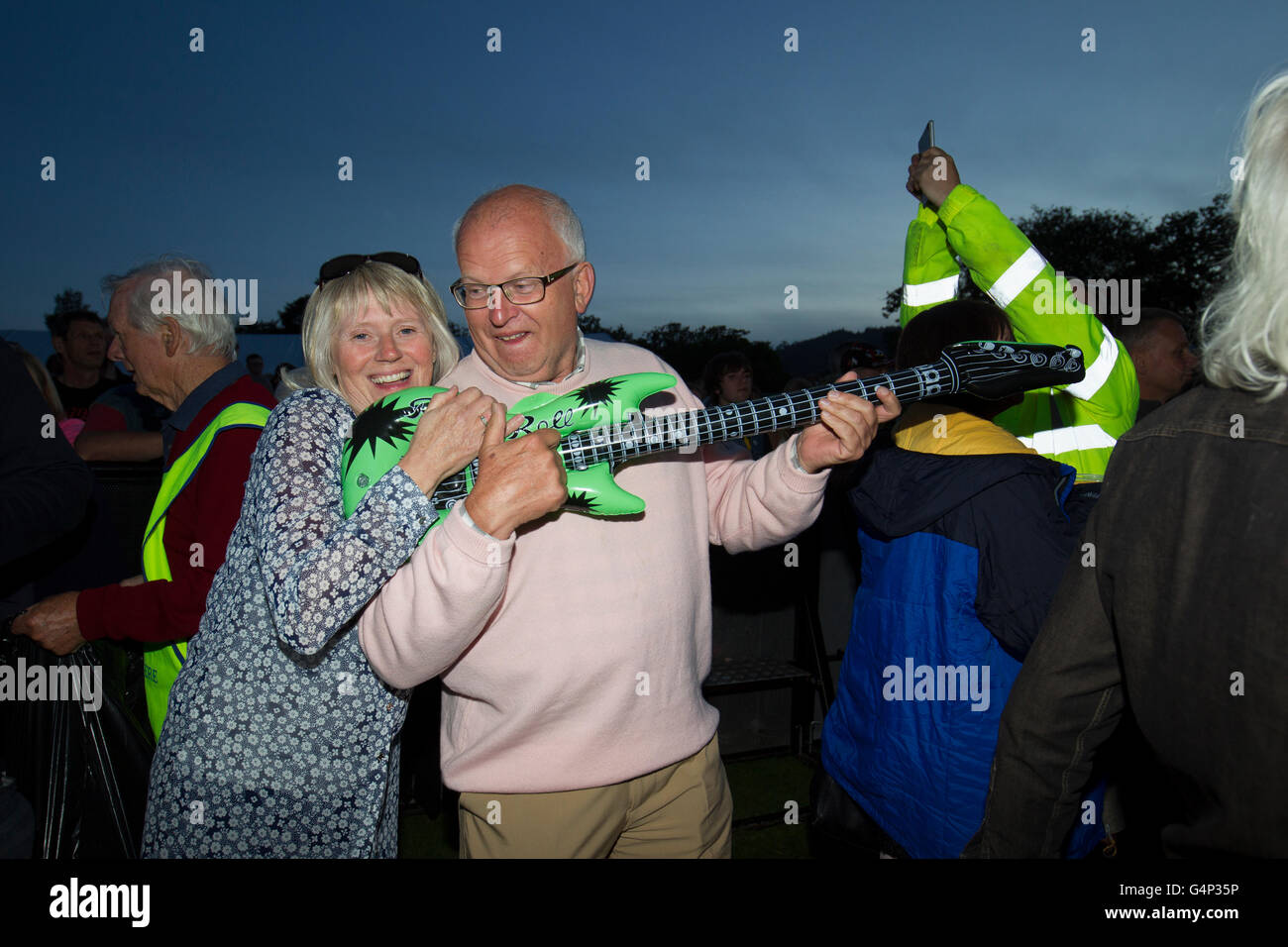 Windermere, Cumbria, UK. 18th June, 2016.Charity gig the Glebe on the ...