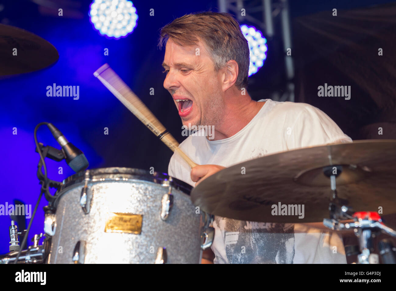 Windermere, Cumbria, UK. 18th June, 2016.Charity gig the Glebe on the ...