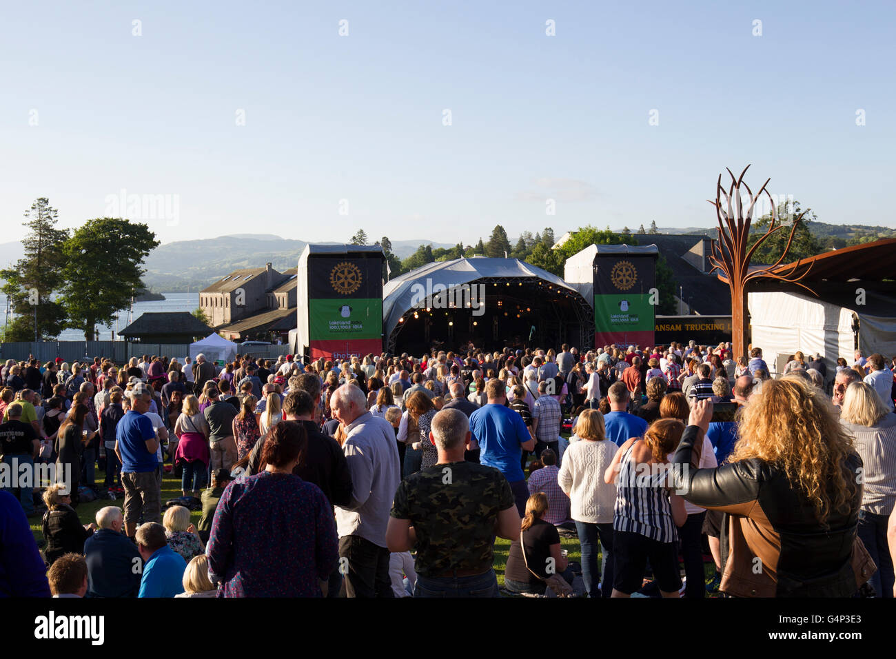 Windermere, Cumbria, UK. 18th June, 2016.Charity gig, on the Glebe on ...