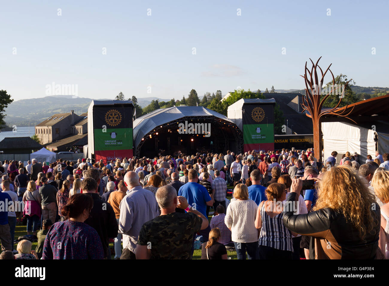 Windermere, Cumbria, UK. 18th June, 2016.Charity gig, on the Glebe on ...