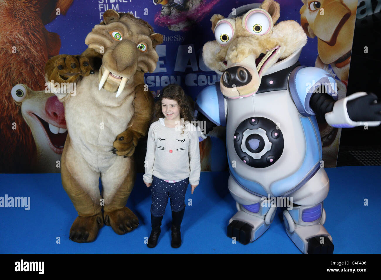 Ice age collision course hi-res stock photography and images - Alamy