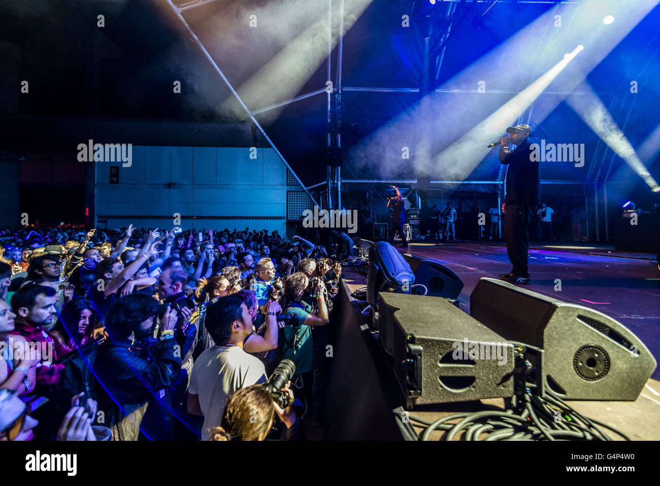 Grime artist female hi-res stock photography and images - Alamy