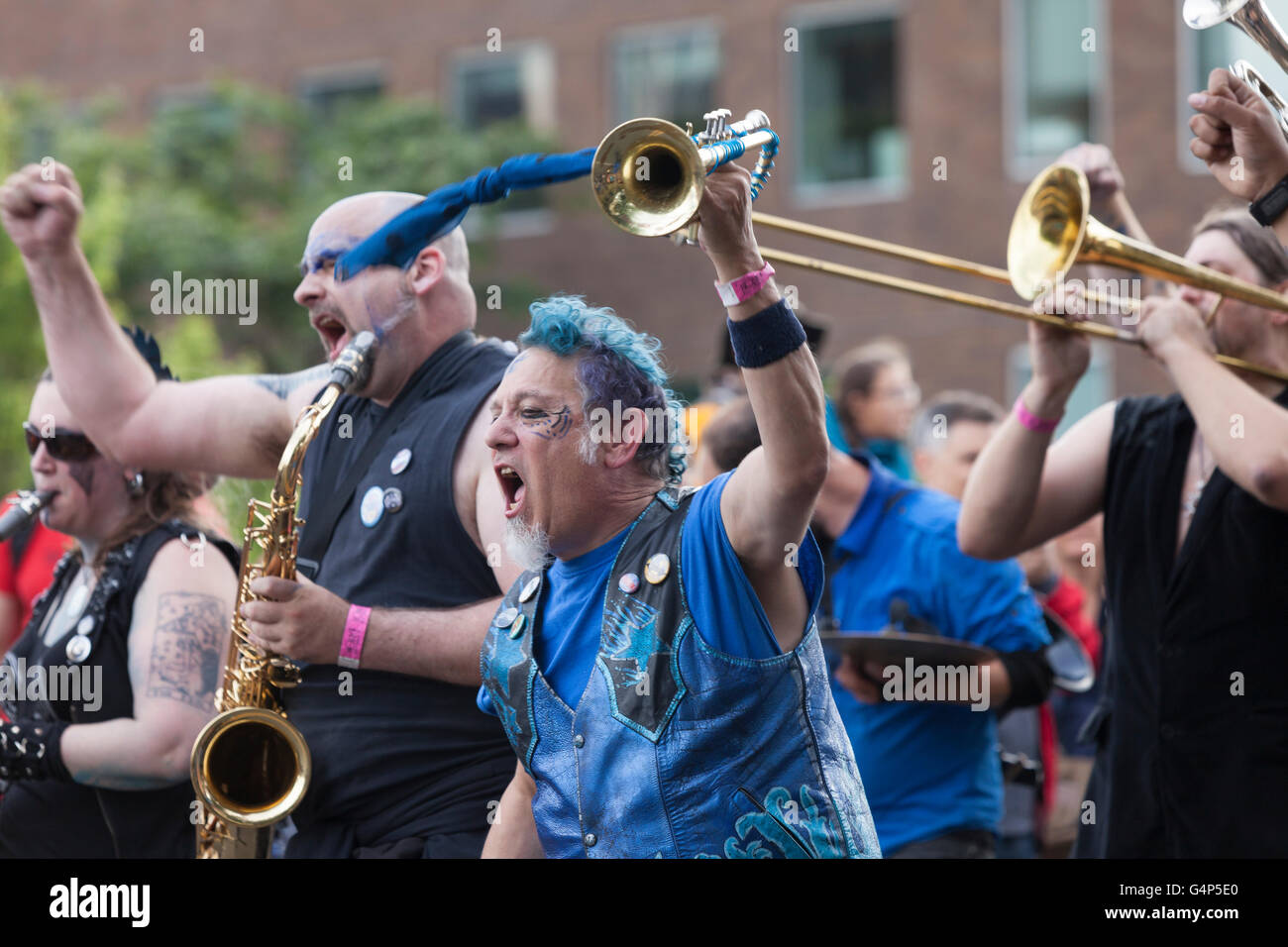 Marching ensembles hi-res stock photography and images - Alamy
