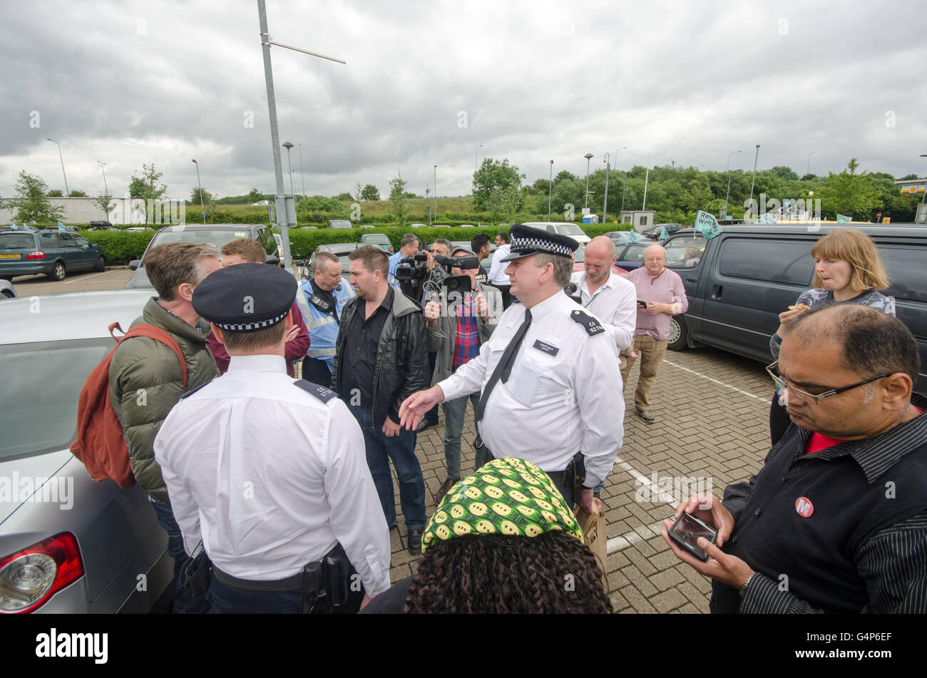 Border police dover hi-res stock photography and images - Alamy