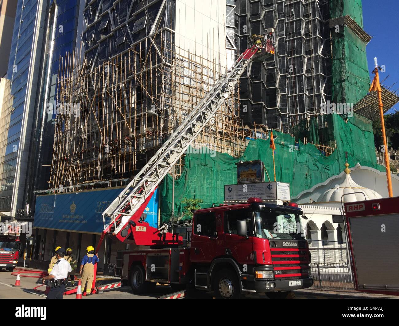 Hong kong firefighters hi-res stock photography and images - Alamy