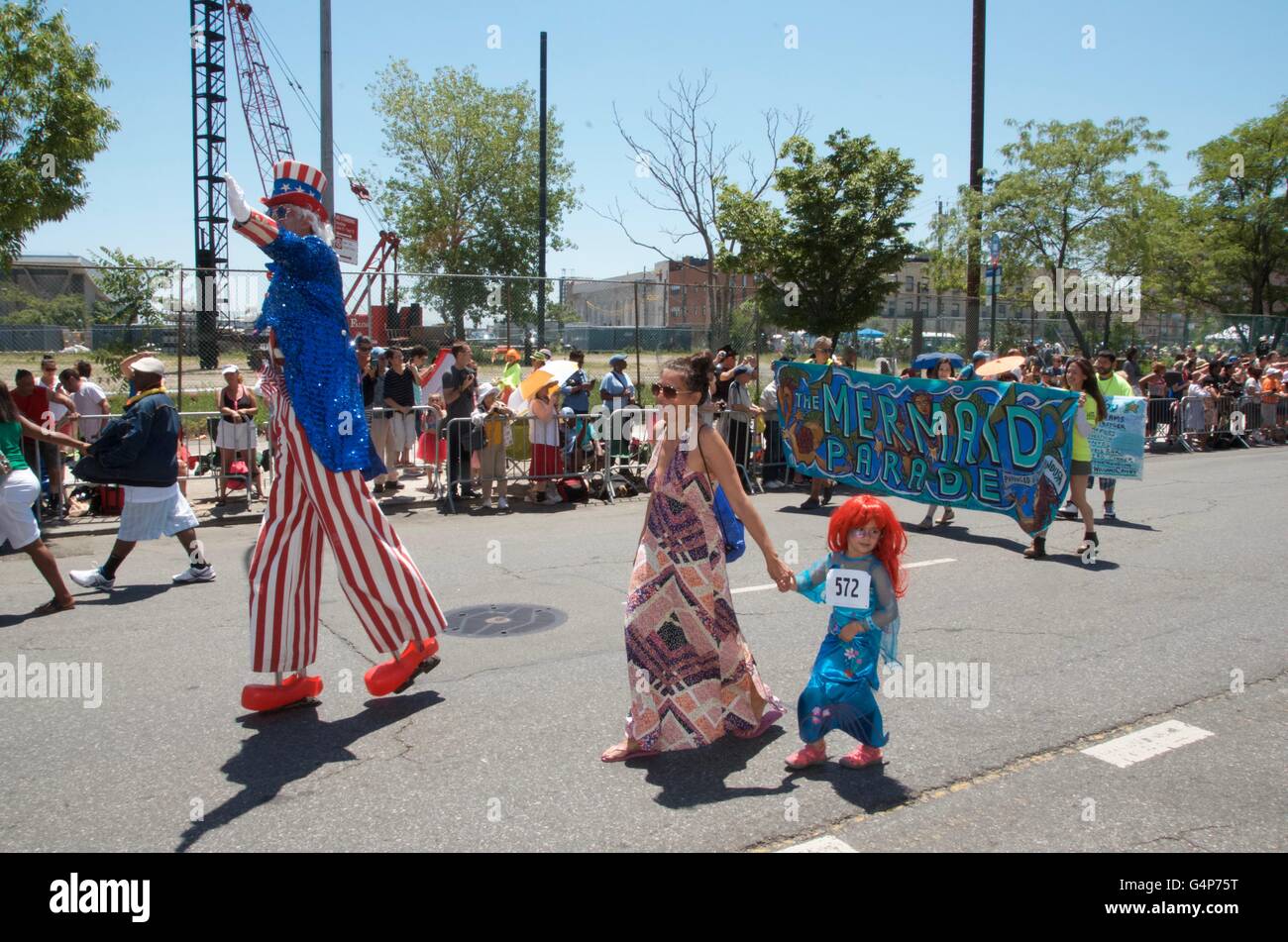 Coney Island, New York, USA. 18th June, 2016. mermaid parade coney ...