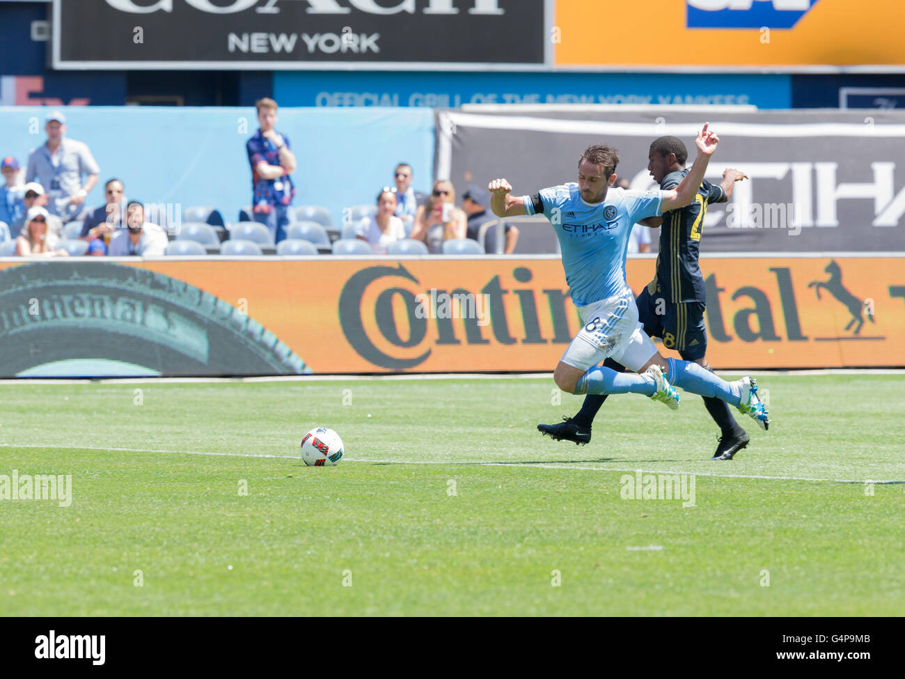 Gaddis hi-res stock photography and images - Alamy