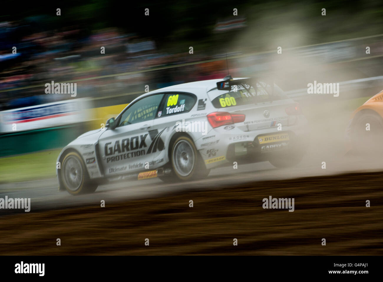 Dalton-On-Tees, North Yorkshire, UK. 19th June, 2016. BTCC racing ...