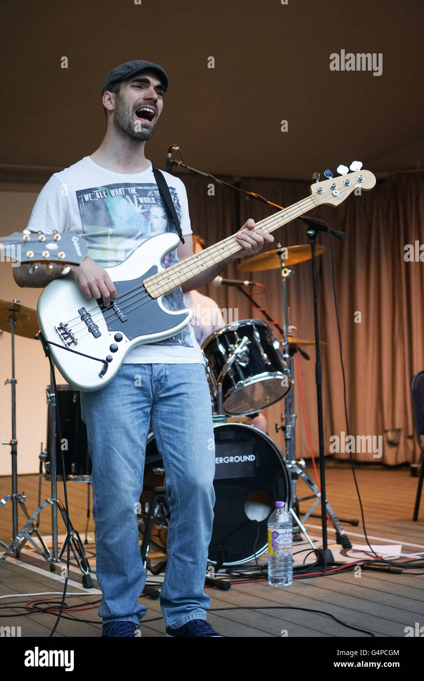 Hungarian opera singer hi-res stock photography and images - Alamy