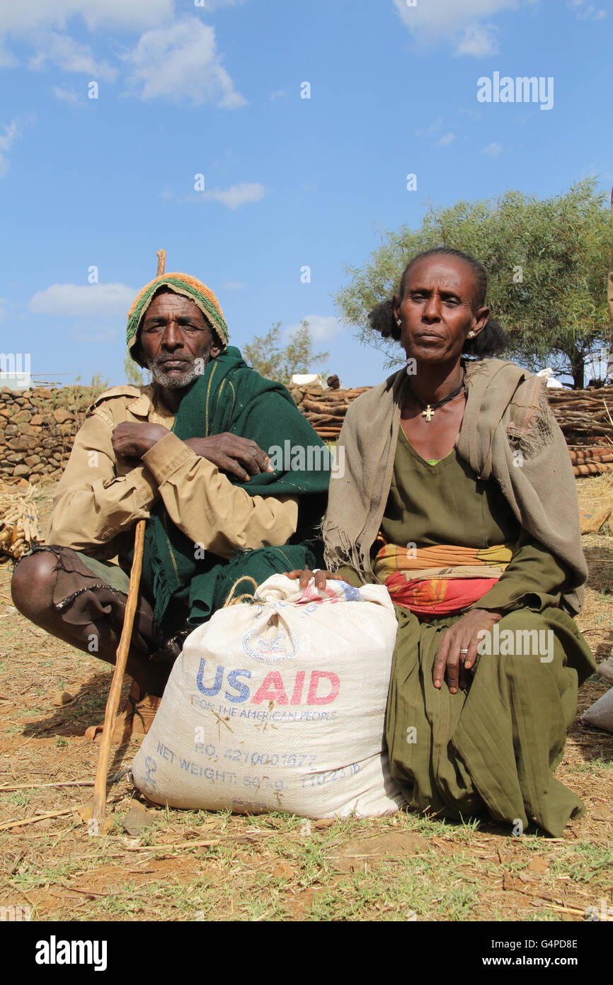 Sekota, Ethiopia. 4th June, 2016. Chekol Ayalew and her husband ...
