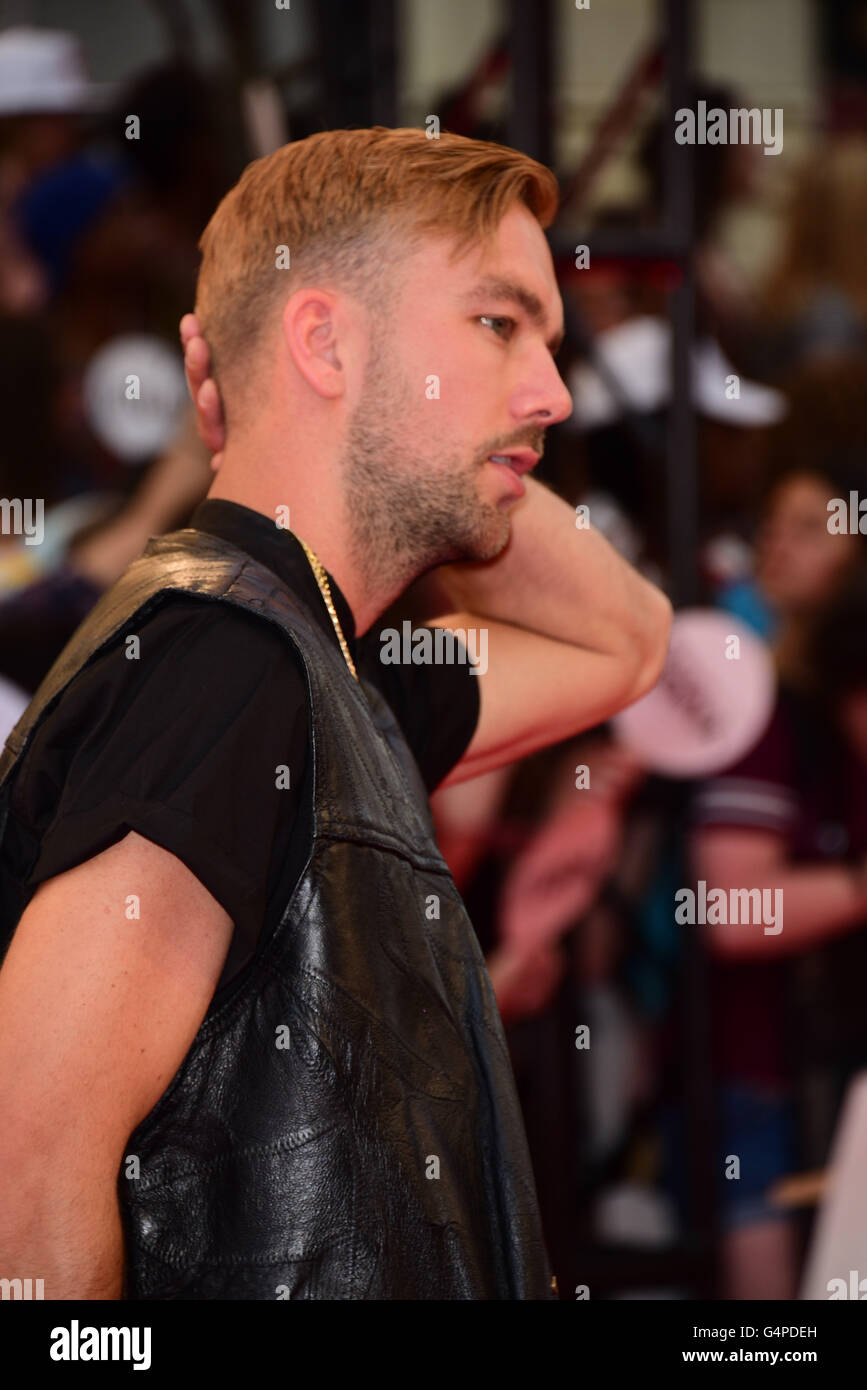 Sonreal hi-res stock photography and images - Alamy