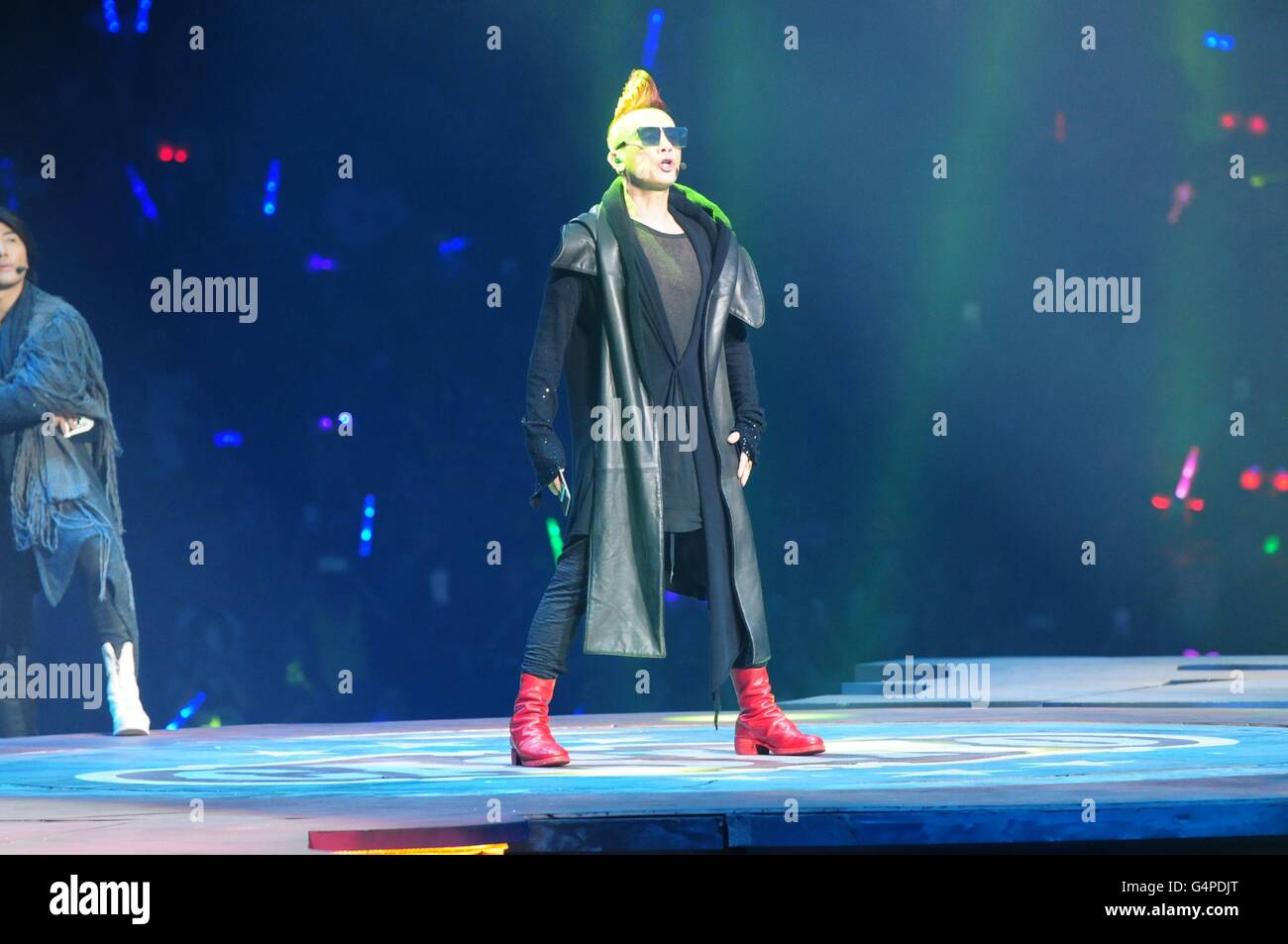 Shanghai, China. 18th June, 2016. Ekin Cheng leads Wise guys holds ...