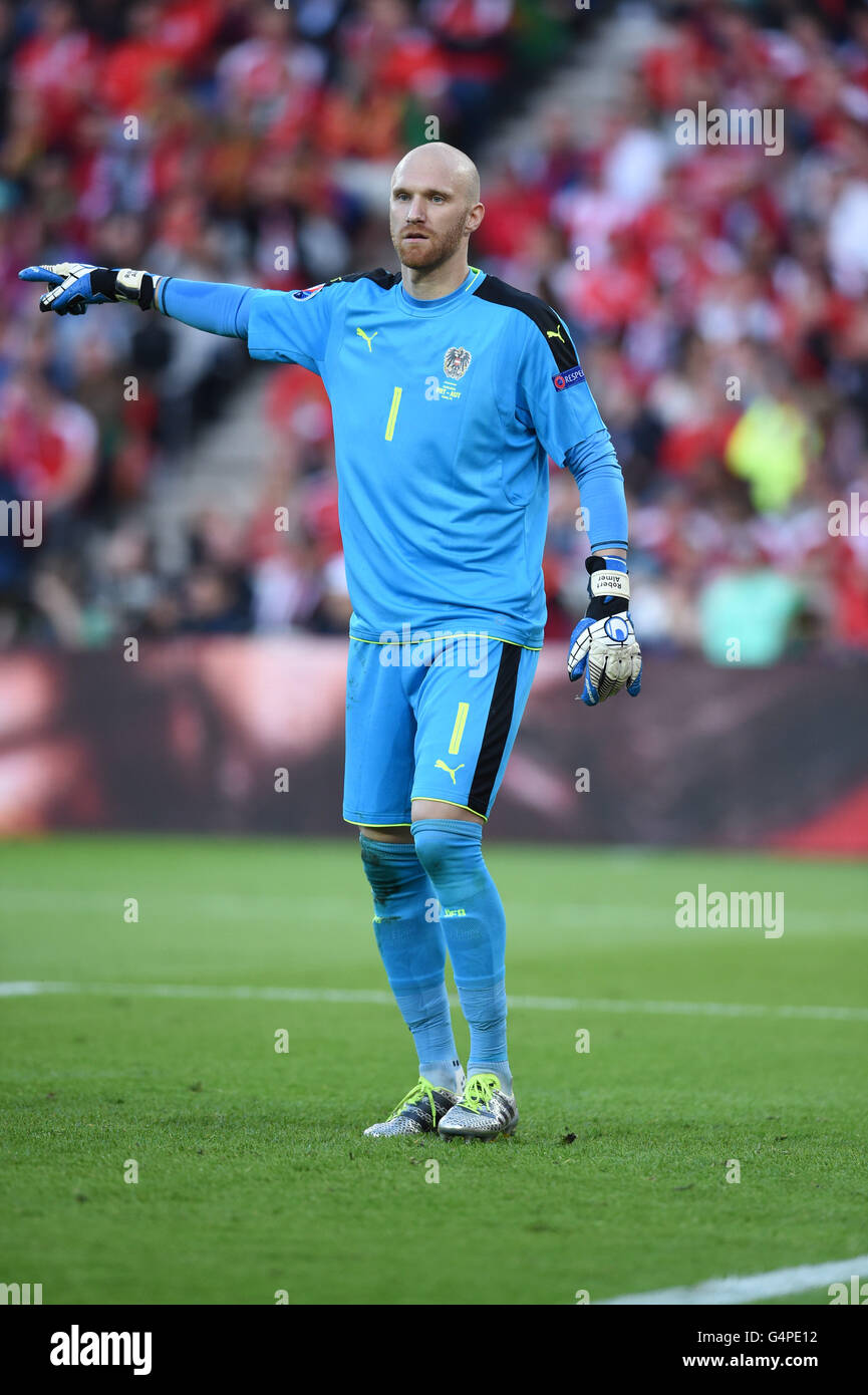 Robert almer hi-res stock photography and images - Alamy