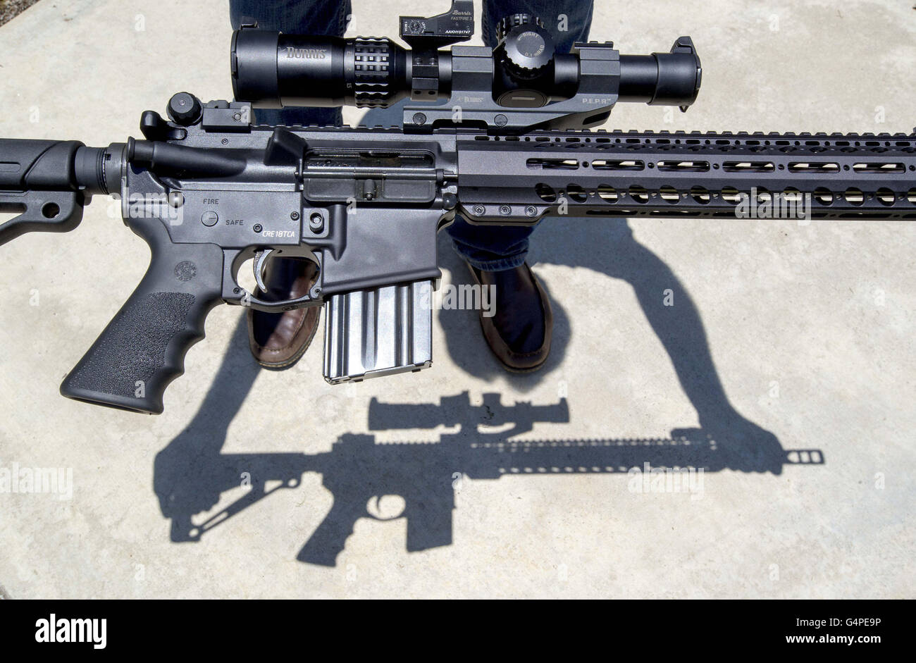 Colt ar 15 rifles hi-res stock photography and images - Alamy