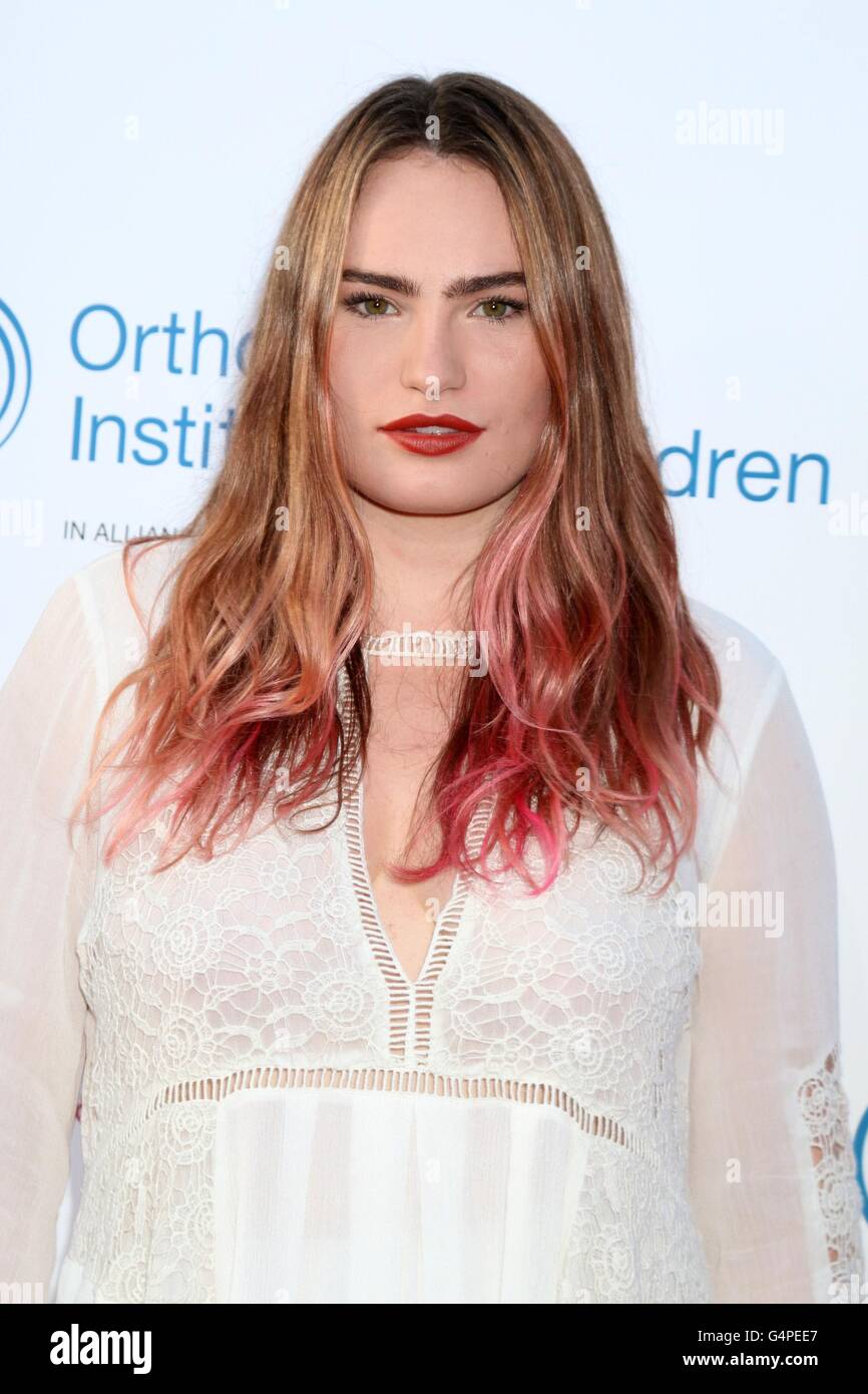 Los Angeles, CA, USA. 18th June, 2016. Kathryn Gallagher at arrivals ...