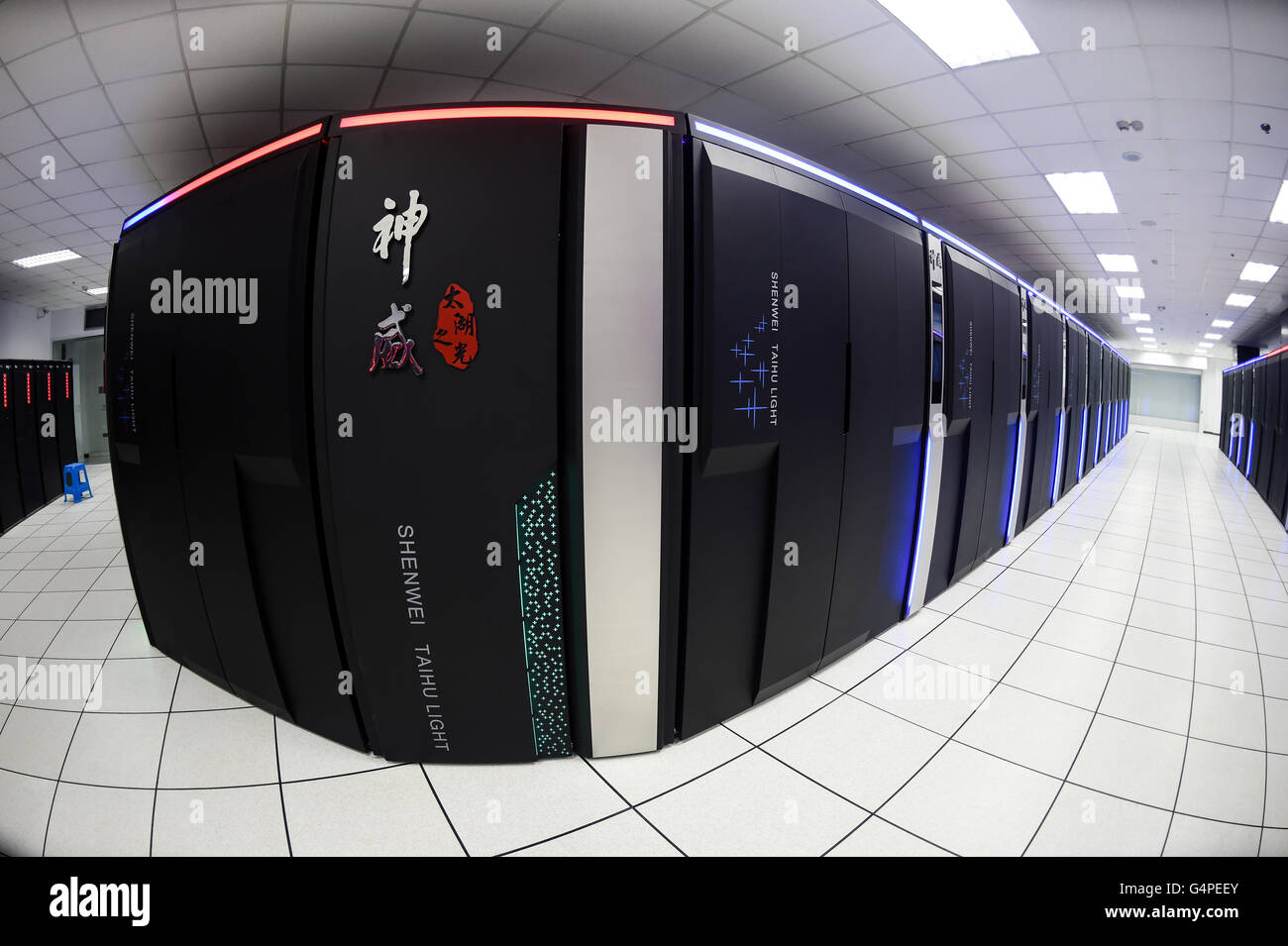 S 33 40 40 hi-res stock photography and images - Alamy