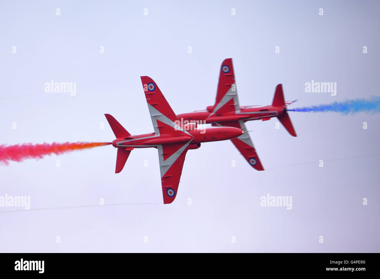 RAF Cosford, Wolverhampton, UK. 19th June, 2016. The Red Arrows ...