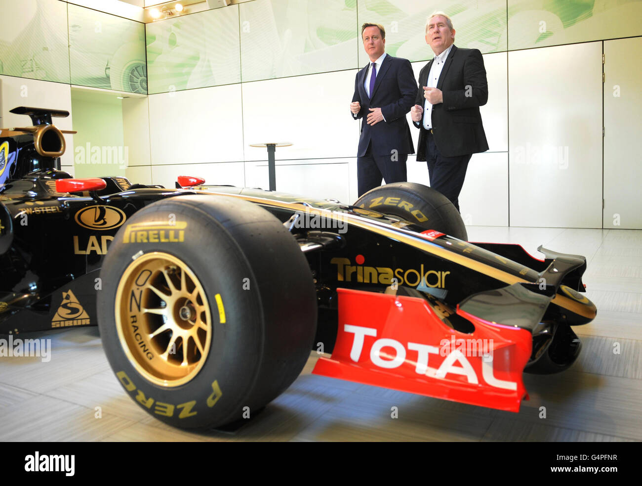 Prime Minster David Cameron meets Operations Director John Mardle ...