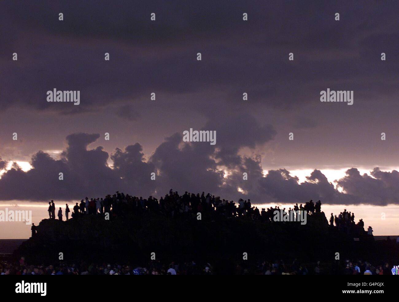 At the point of total solar eclipse hi-res stock photography and images ...