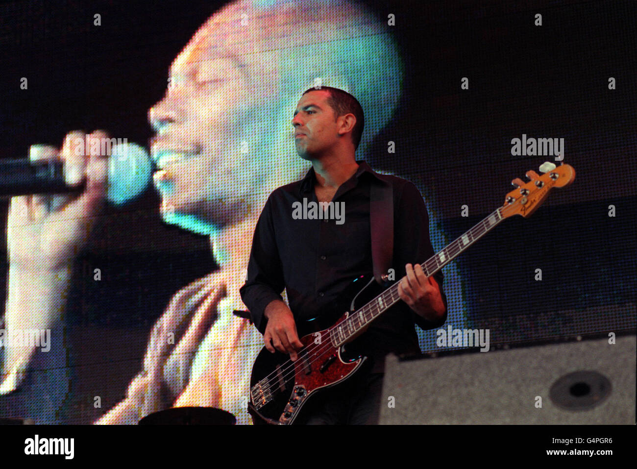 Faithless rollo hi-res stock photography and images - Alamy