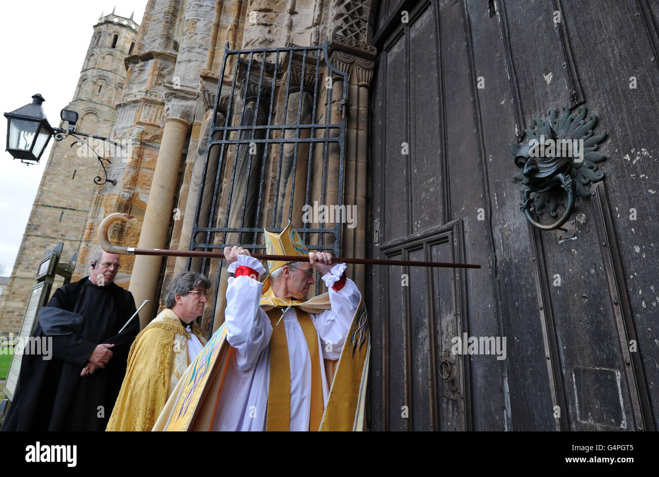 Bishop of Durham ceremony Stock Photo - Alamy