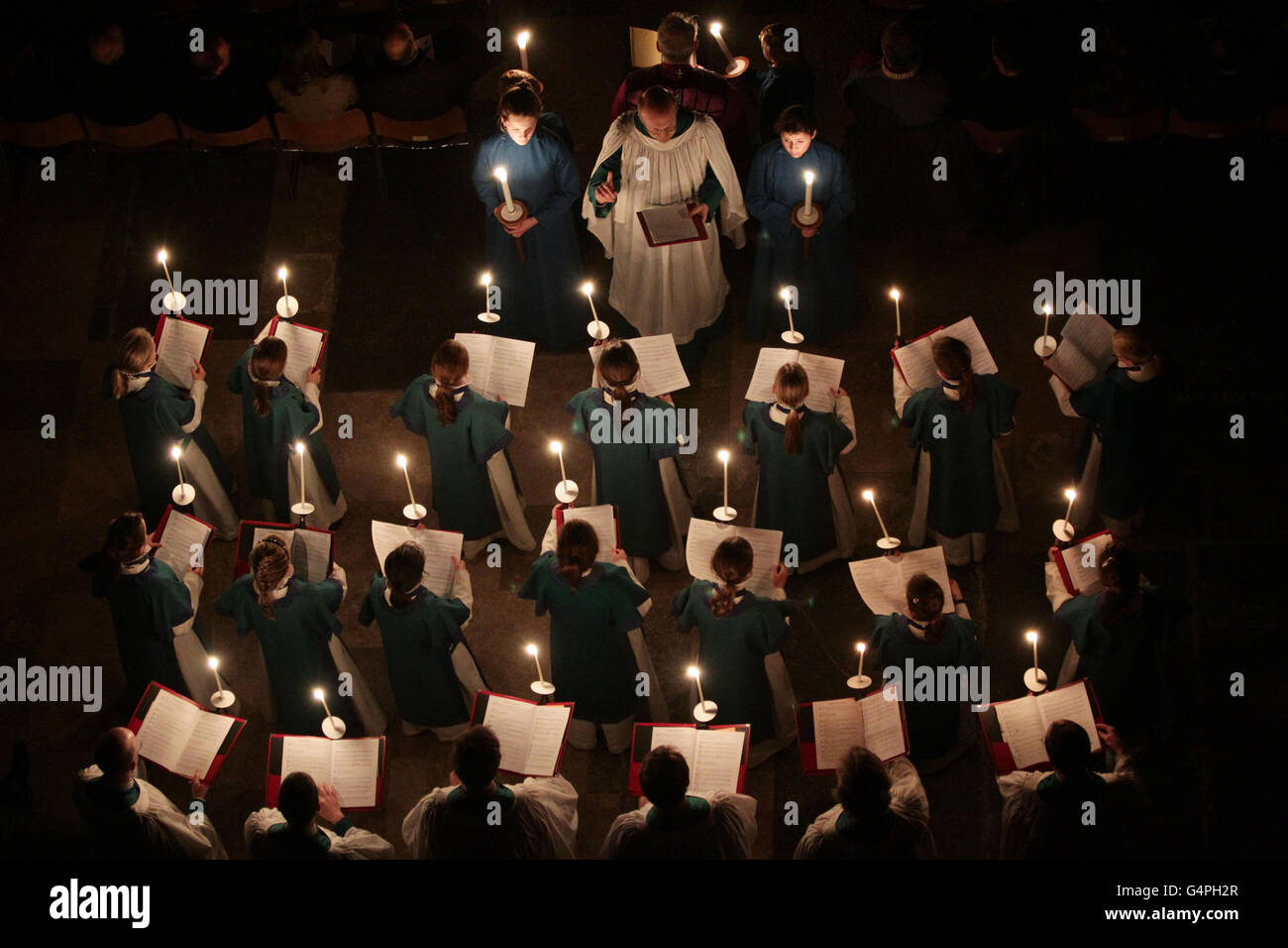 Salisbury Cathedral Advent Procession Stock Photo - Alamy