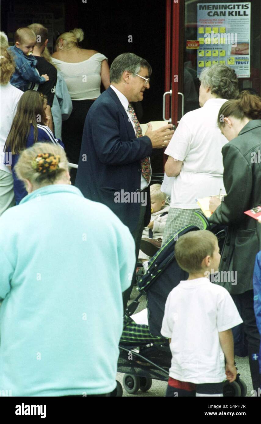 Parents queue outside Ironville and Codnor Park Primary School ...