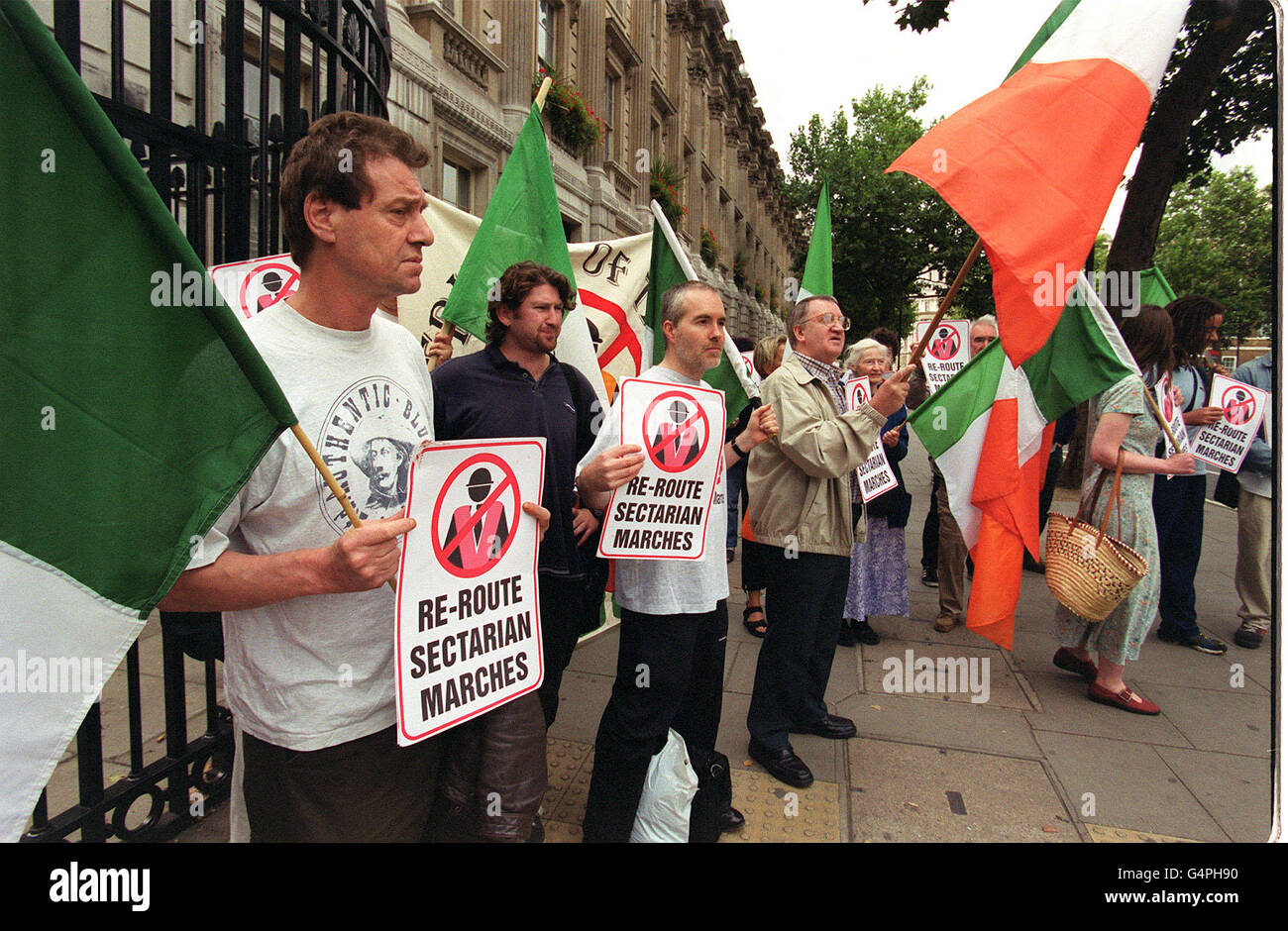 Ulster parades/Whitehall protest Stock Photo - Alamy
