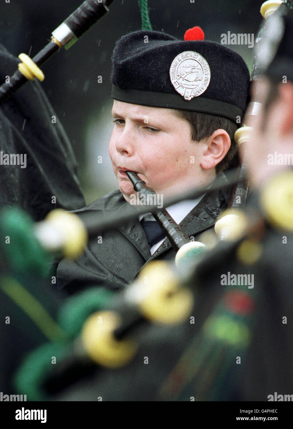 Ten pipers piping hi-res stock photography and images - Alamy