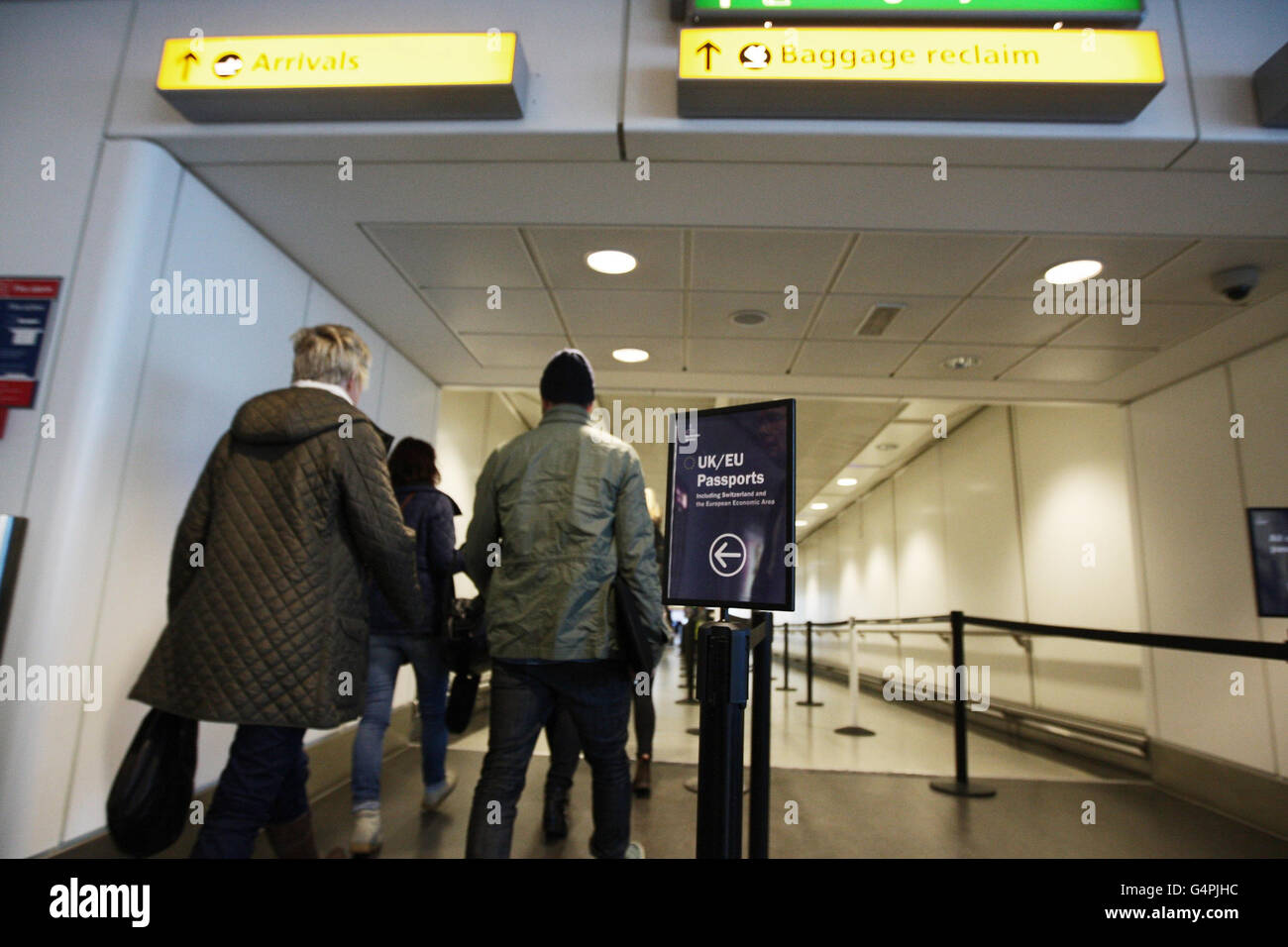 Heathrow terminal 3 arrivals High Resolution Stock Photography and ...