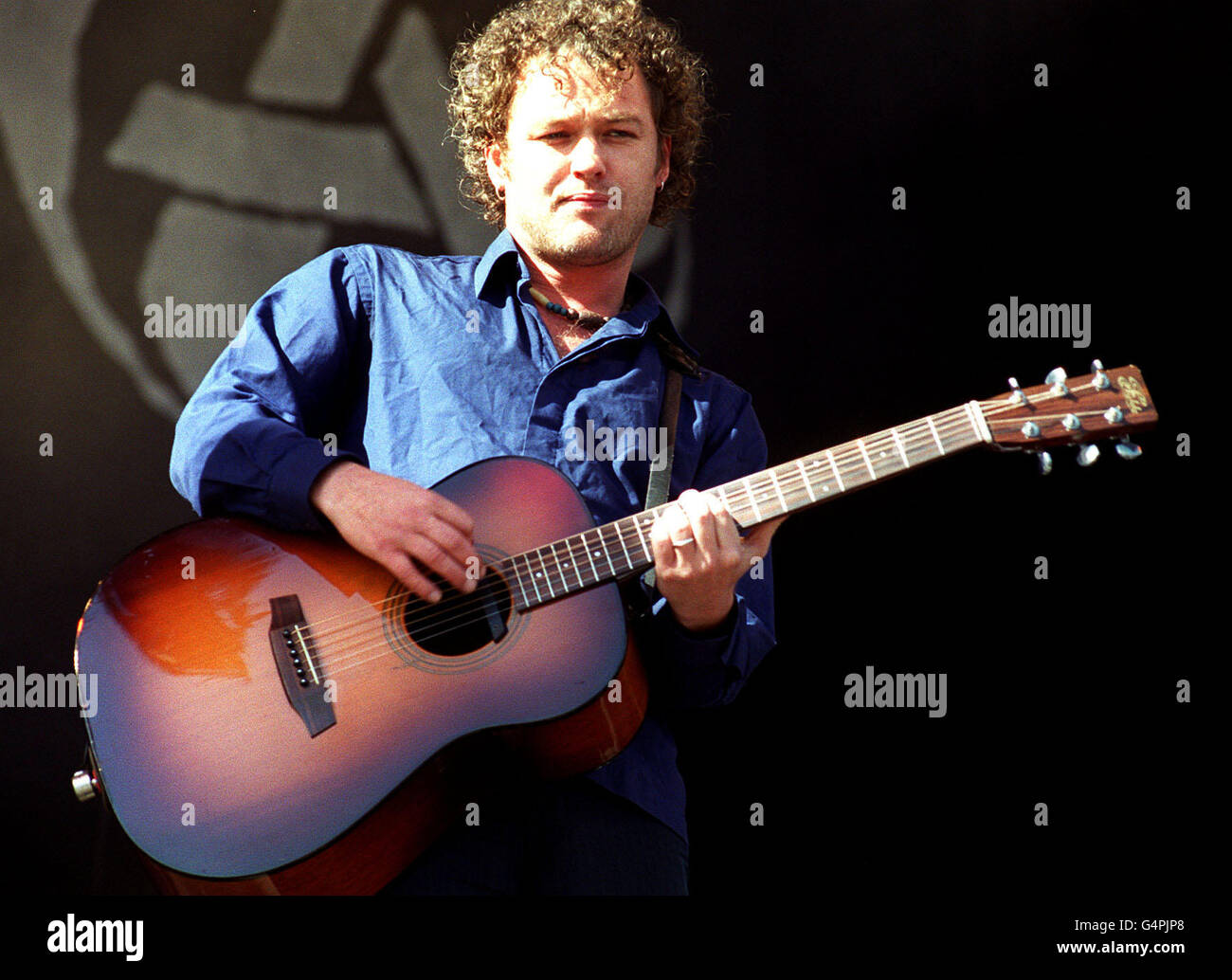 000 people at the v99 festival hi-res stock photography and images - Alamy