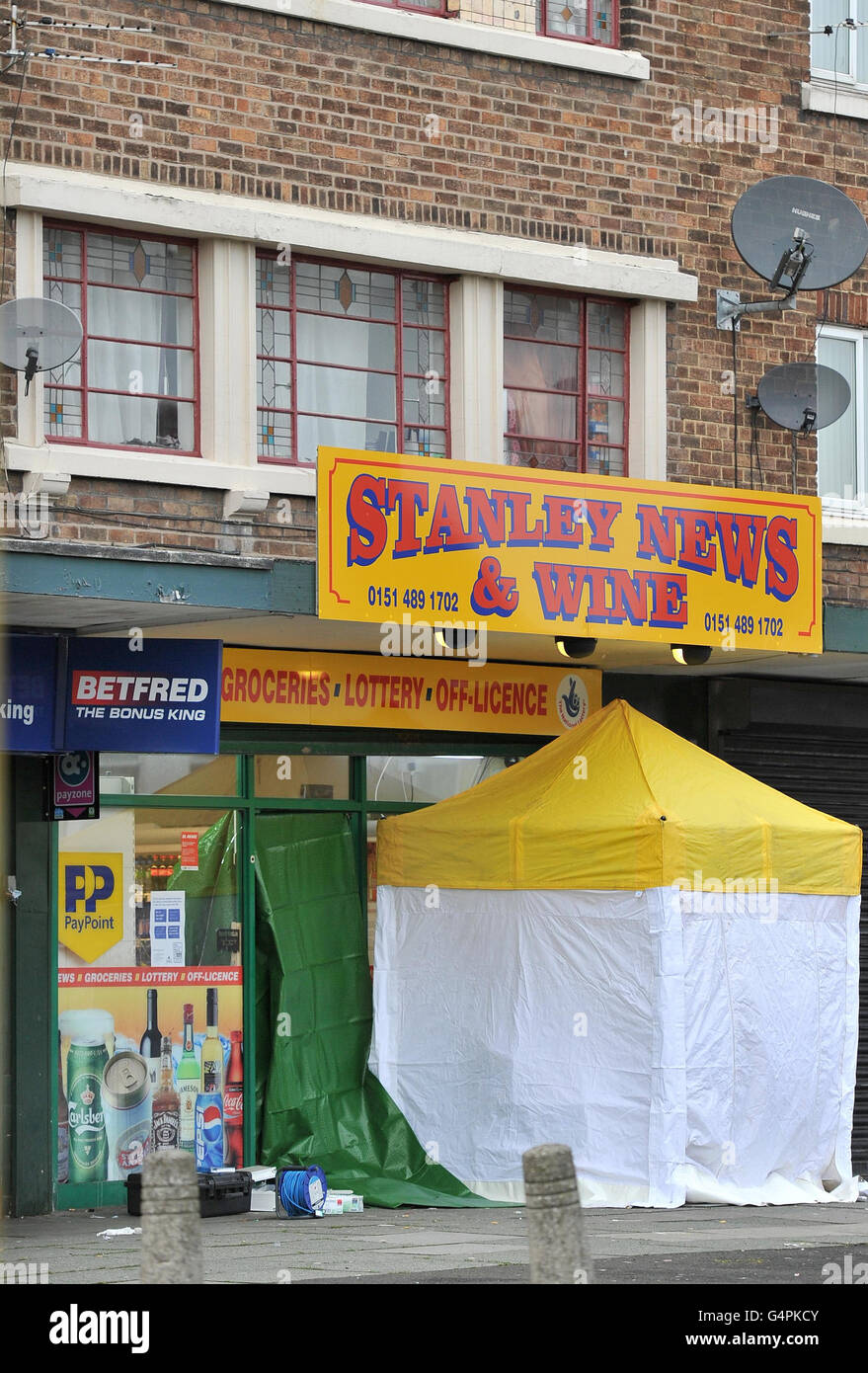 Shop worker death Stock Photo - Alamy