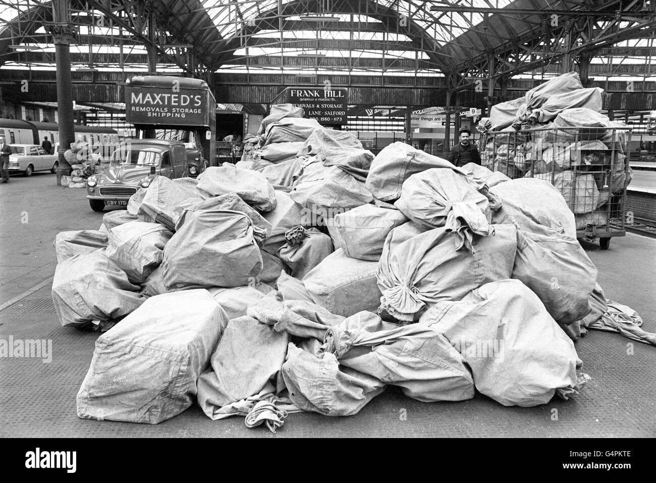 000 a collection of letters Black and White Stock Photos & Images - Alamy