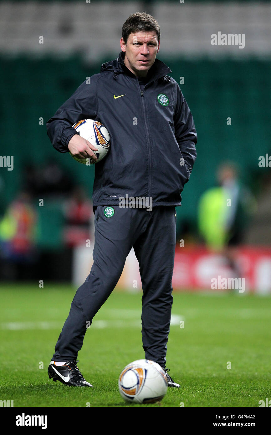 Celtic coach alan thompson hi-res stock photography and images - Alamy